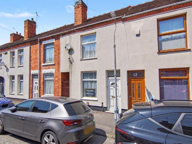 3 bedroom terraced house for sale