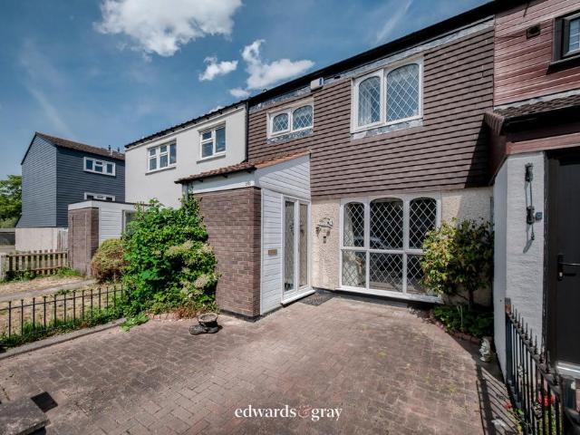 3 bedroom terraced house for sale