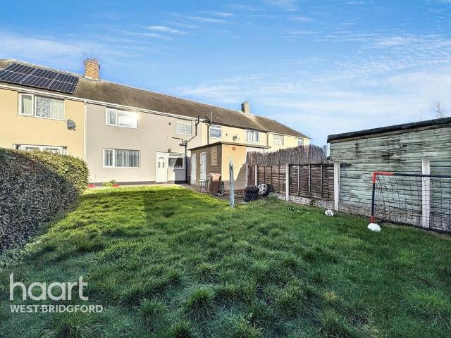 3 bedroom terraced house for sale