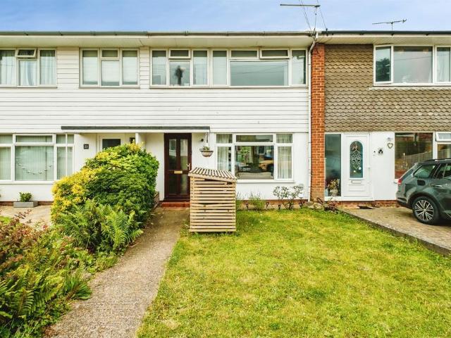 3 bedroom terraced house for sale