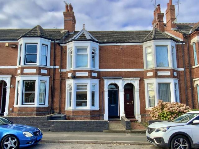 3 bedroom terraced house for sale