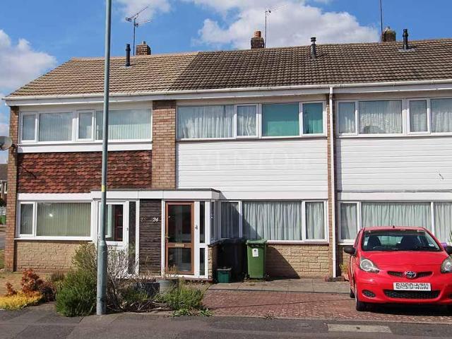 3 bedroom terraced house for sale