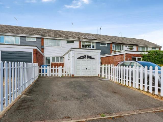 3 bedroom terraced house for sale