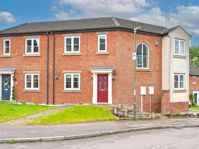 3 bedroom terraced house for sale