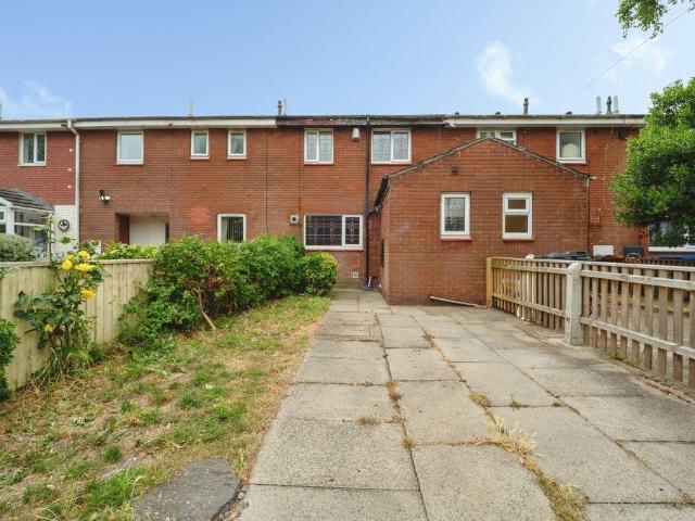3 bedroom terraced house for sale