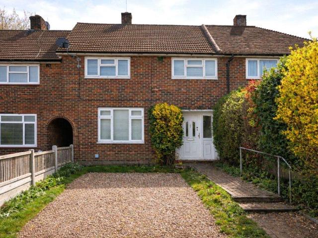 3 bedroom terraced house for sale