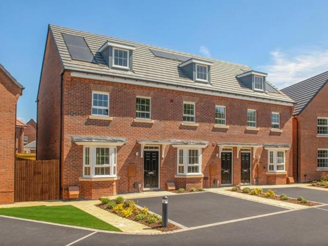 3 bedroom terraced house for sale