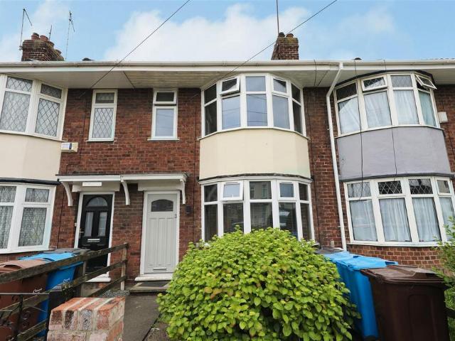 3 bedroom terraced house for sale