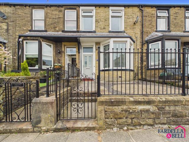 3 bedroom terraced house for sale