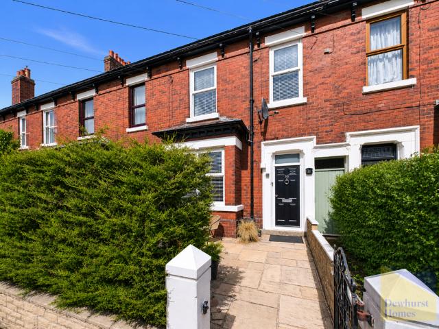 3 bedroom terraced house for sale