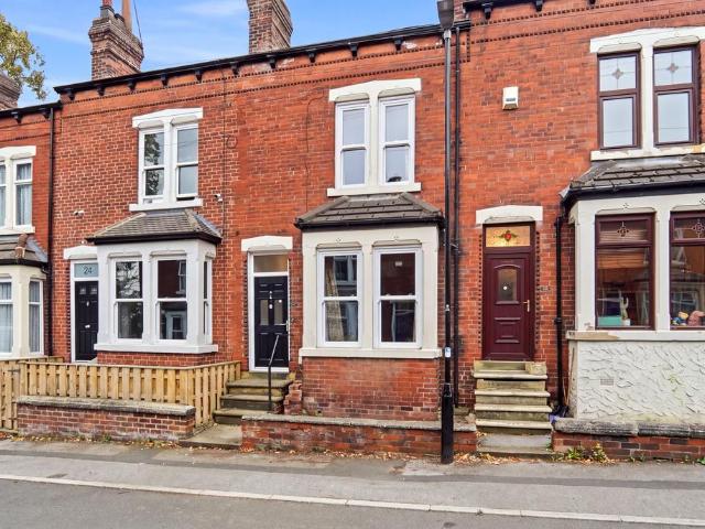 3 bedroom terraced house for sale