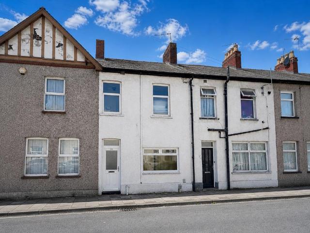 3 bedroom terraced house for sale