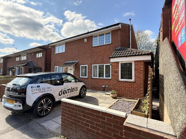 3 bedroom terraced house for sale