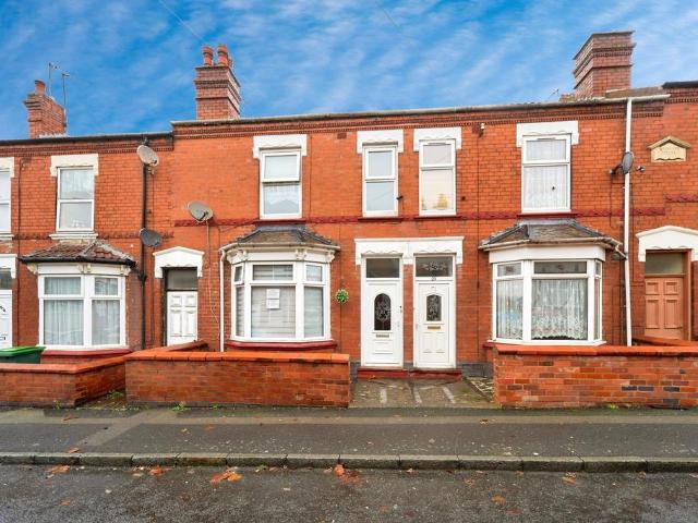 3 bedroom terraced house for sale