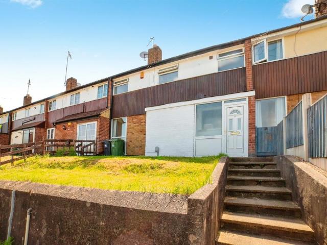 3 bedroom terraced house for sale