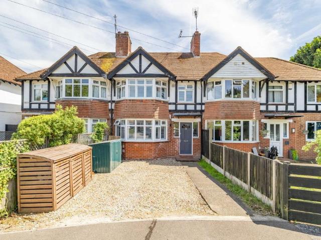 3 bedroom terraced house for sale