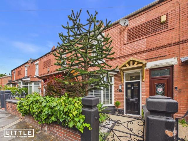 3 bedroom terraced house for sale