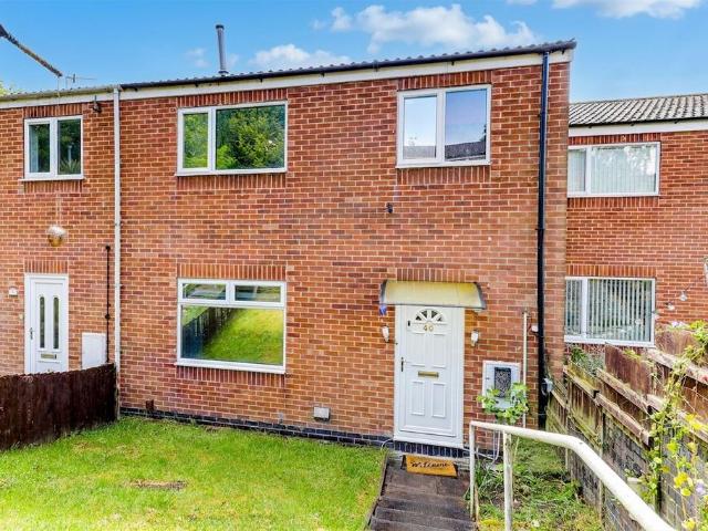 3 bedroom terraced house for sale
