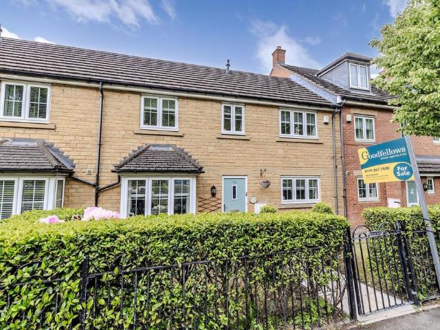 3 bedroom terraced house for sale