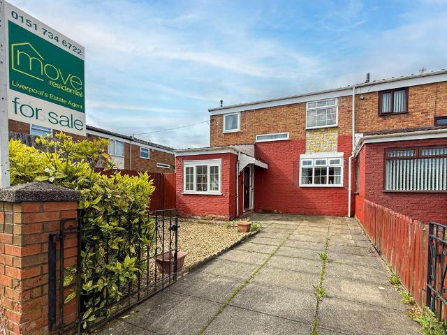 3 bedroom terraced house for sale