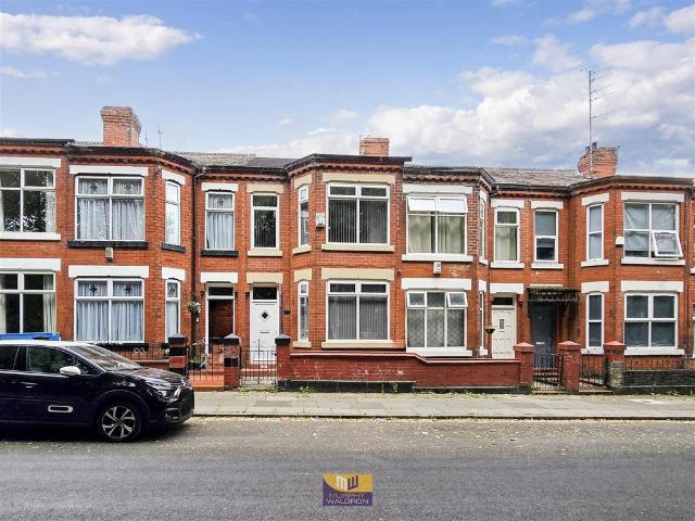 3 bedroom terraced house for sale