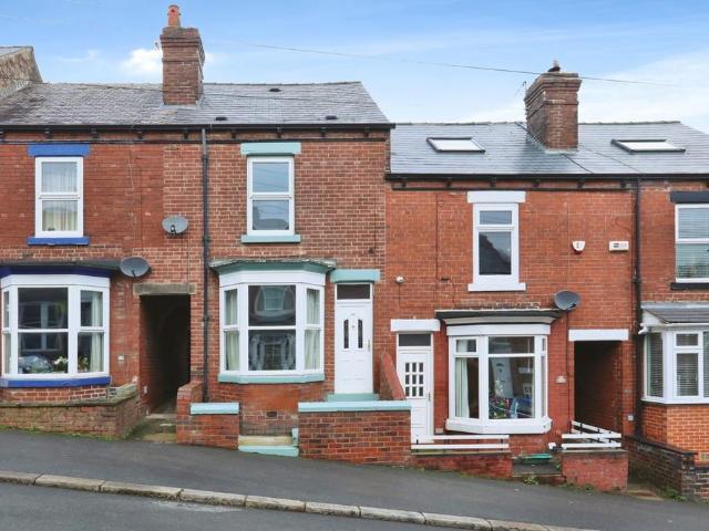 3 bedroom terraced house for sale