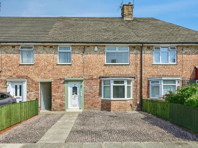 3 bedroom terraced house for sale