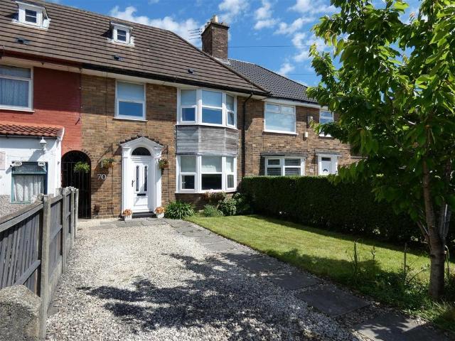 3 bedroom terraced house for sale