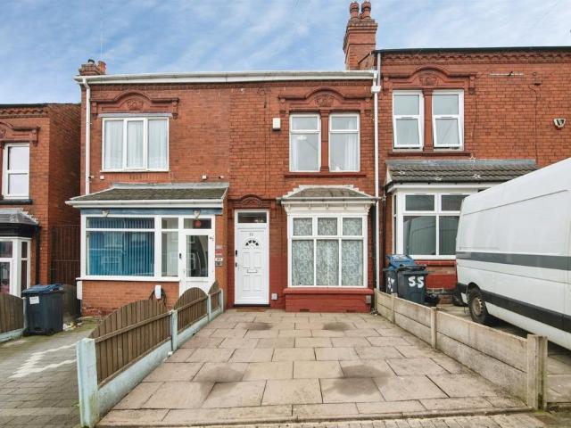 3 bedroom terraced house for sale