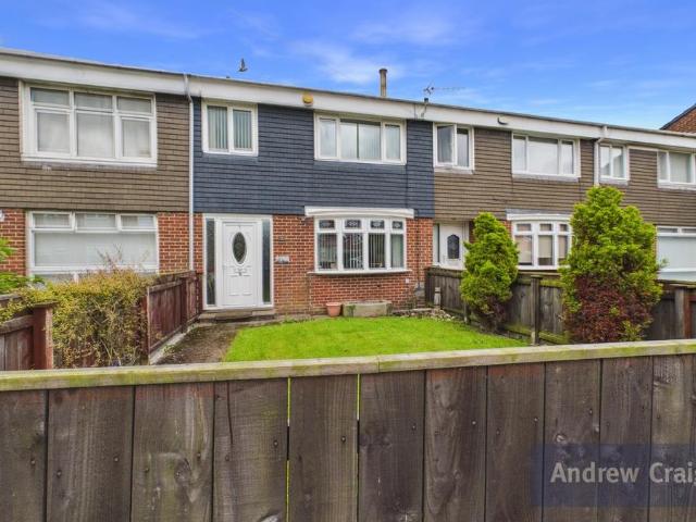 3 bedroom terraced house for sale