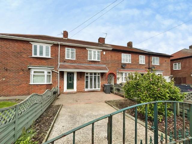 3 bedroom terraced house for sale
