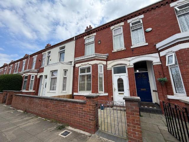 3 bedroom terraced house for sale