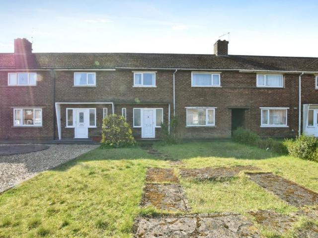 3 bedroom terraced house for sale