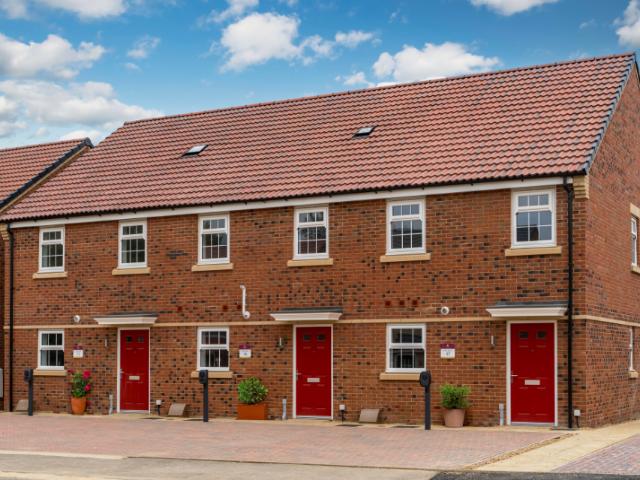 3 bedroom terraced house for sale
