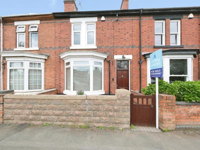 3 bedroom terraced house for sale