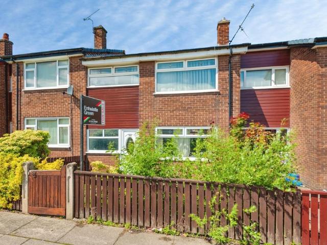 3 bedroom terraced house for sale