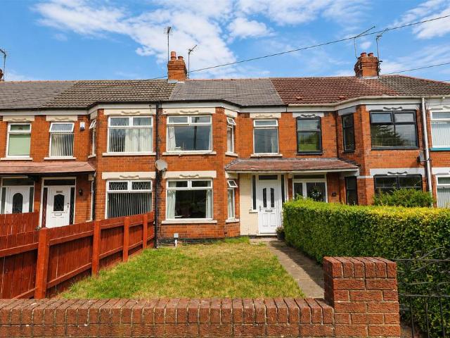 3 bedroom terraced house for sale