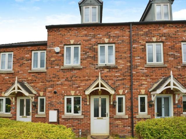 3 bedroom terraced house for sale