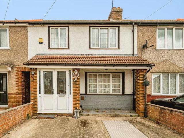 3 bedroom terraced house for sale