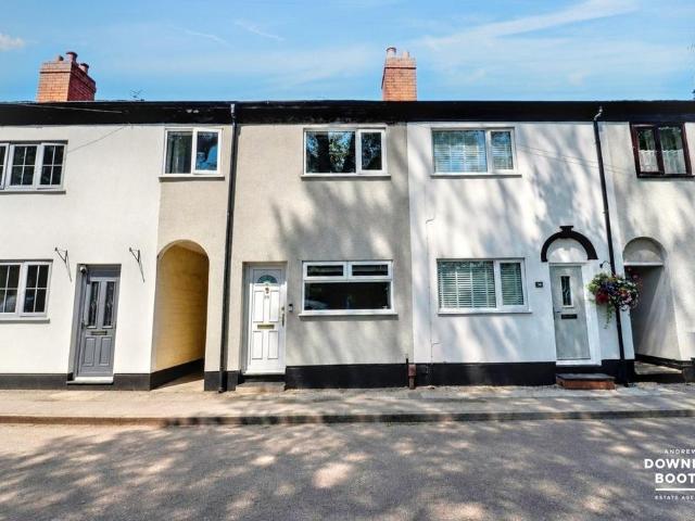 3 bedroom terraced house for sale
