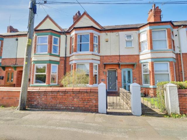 3 bedroom terraced house for sale