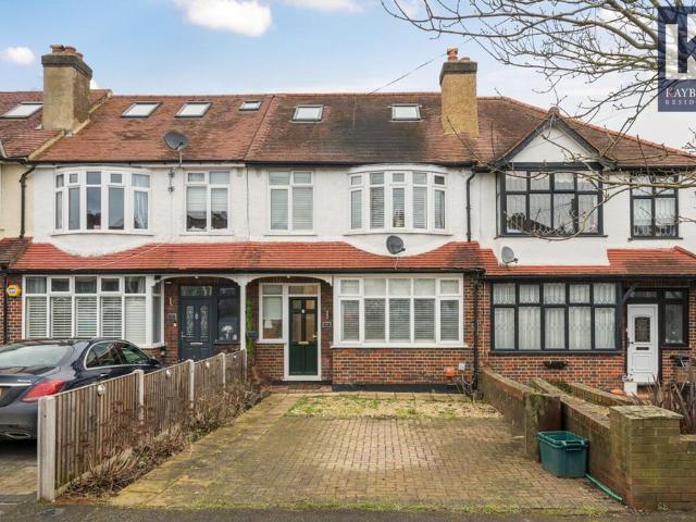 3 bedroom terraced house for sale