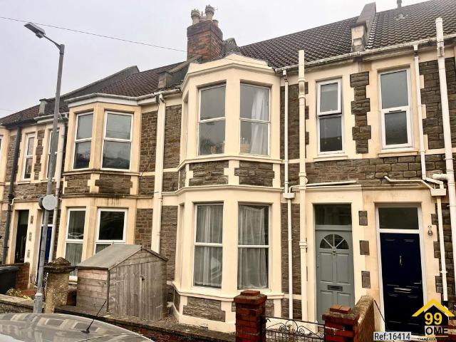 3 bedroom terraced house for sale