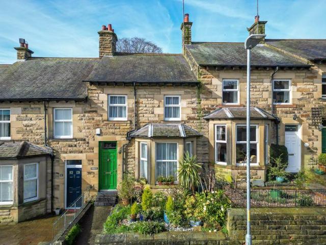 3 bedroom terraced house for sale