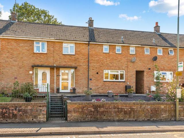 3 bedroom terraced house for sale