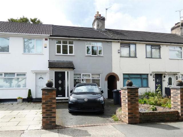 3 bedroom terraced house for sale