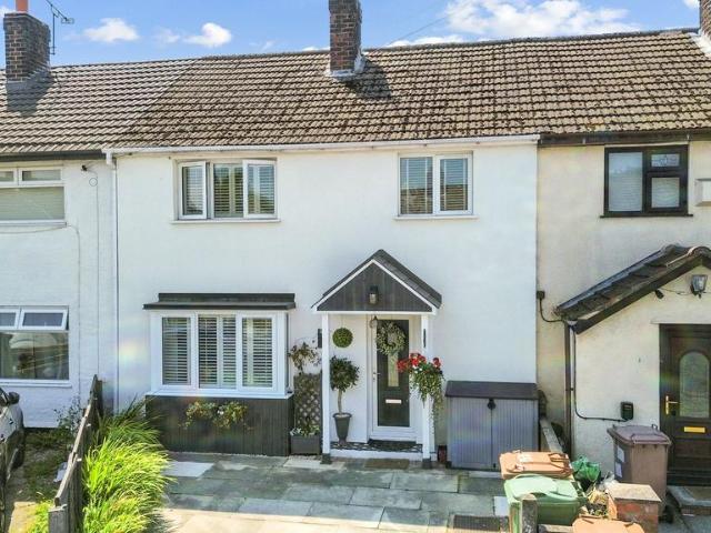 3 bedroom terraced house for sale
