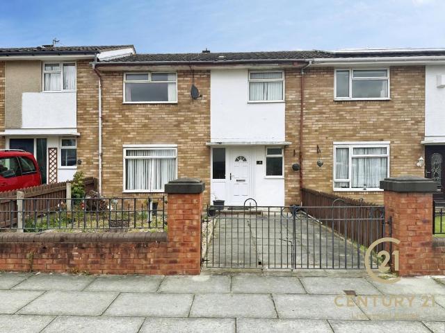 3 bedroom terraced house for sale