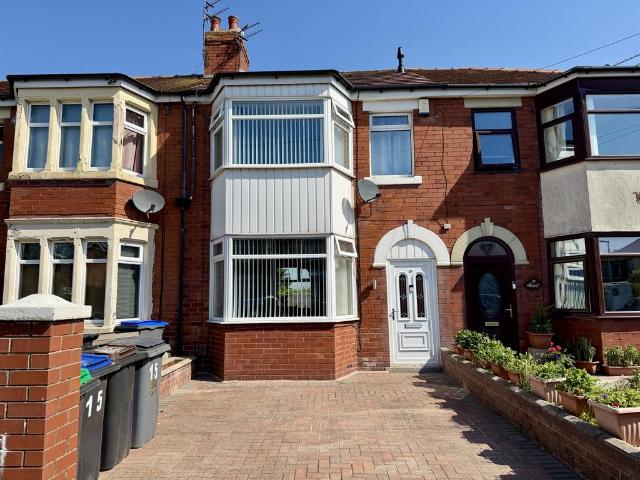 3 bedroom terraced house for sale