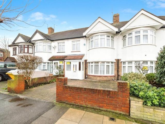 3 bedroom terraced house for sale